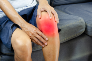 Soft Tissue Knee Injuries: Cause, Symptoms, and Treatment Options | La ...